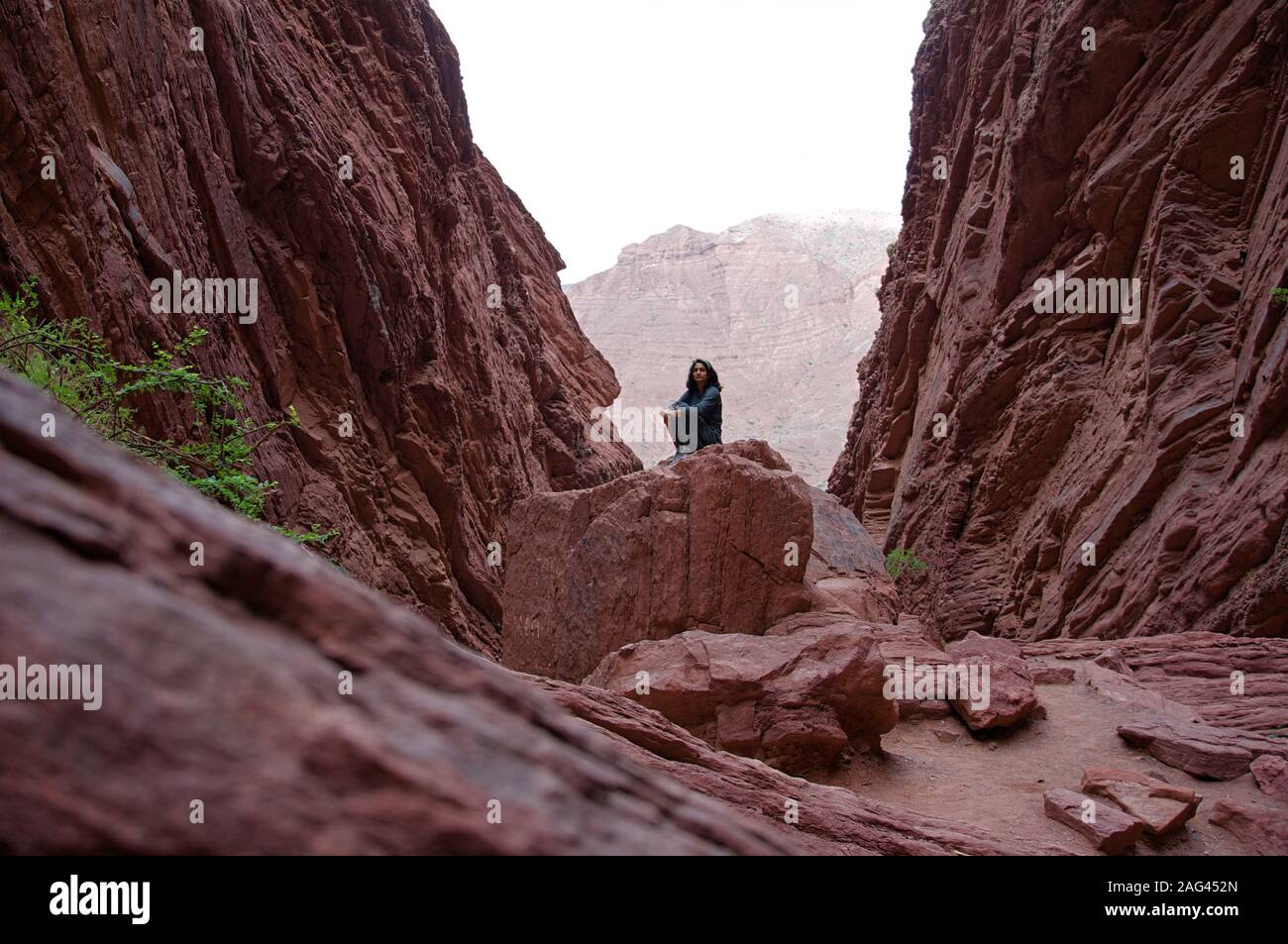Rock sad hi-res stock photography and images - Alamy