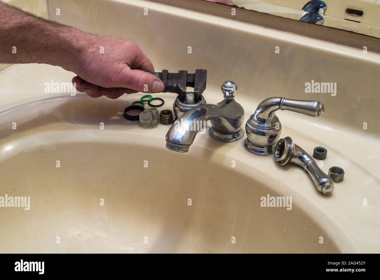 Photo of a hand pipe hi-res stock photography and images - Alamy