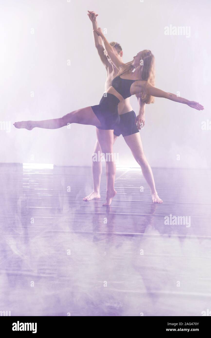 Two break street dancers hi-res stock photography and images - Alamy