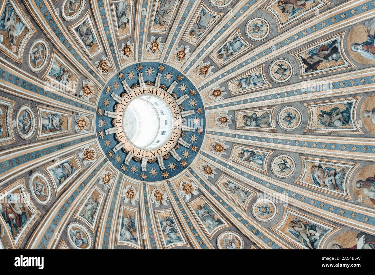 Angel in the center of the ceiling hi-res stock photography and images ...