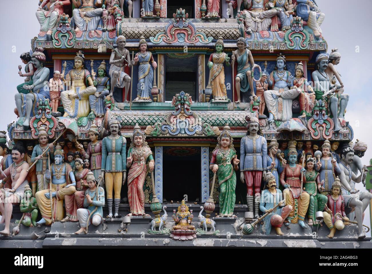 Sri Mariamman Temple Stock Photo - Alamy
