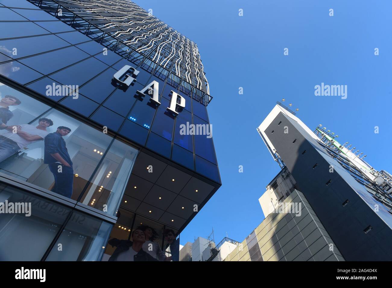 Japan tokyo ginza gap shop hi-res stock photography and images - Alamy