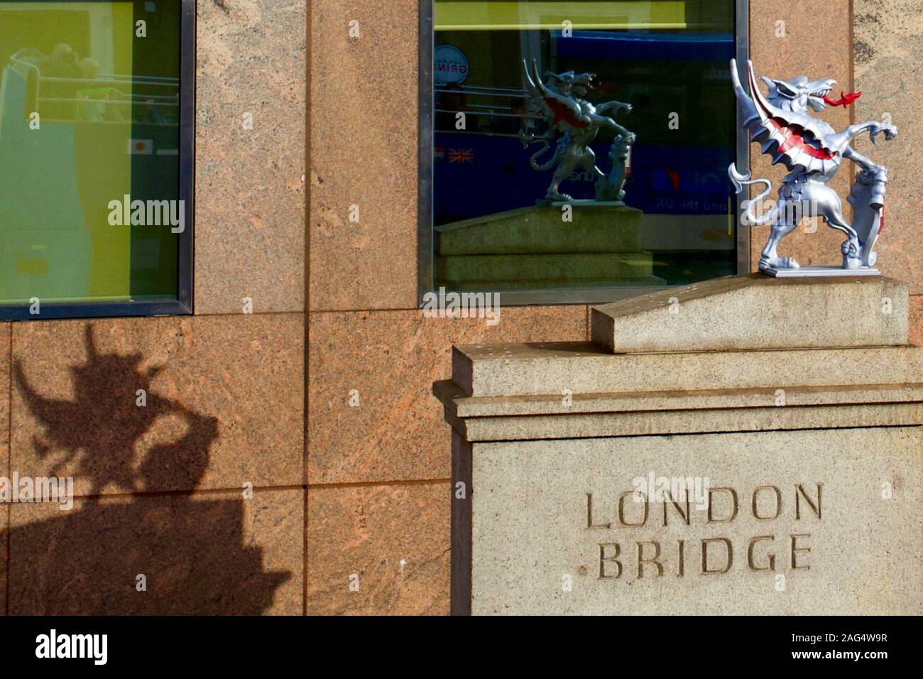 Dragon marks the boundary between City of London & Southwark, London ...