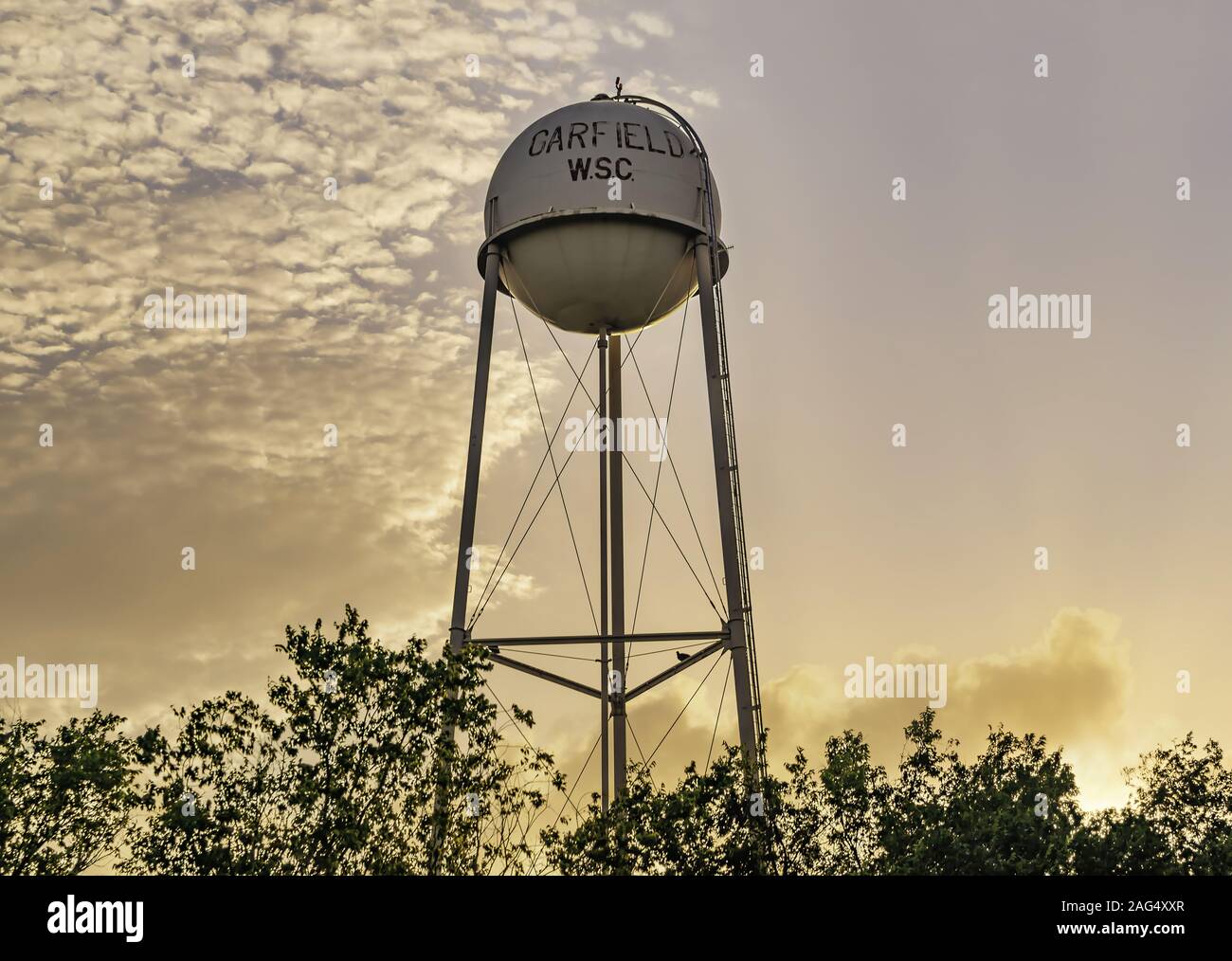 Tall water tank beautiful hi-res stock photography and images - Alamy