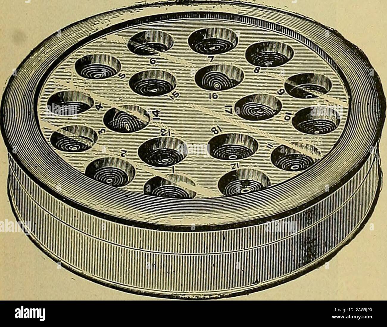 20 13 16 x 25 1 2 hi-res stock photography and images - Alamy