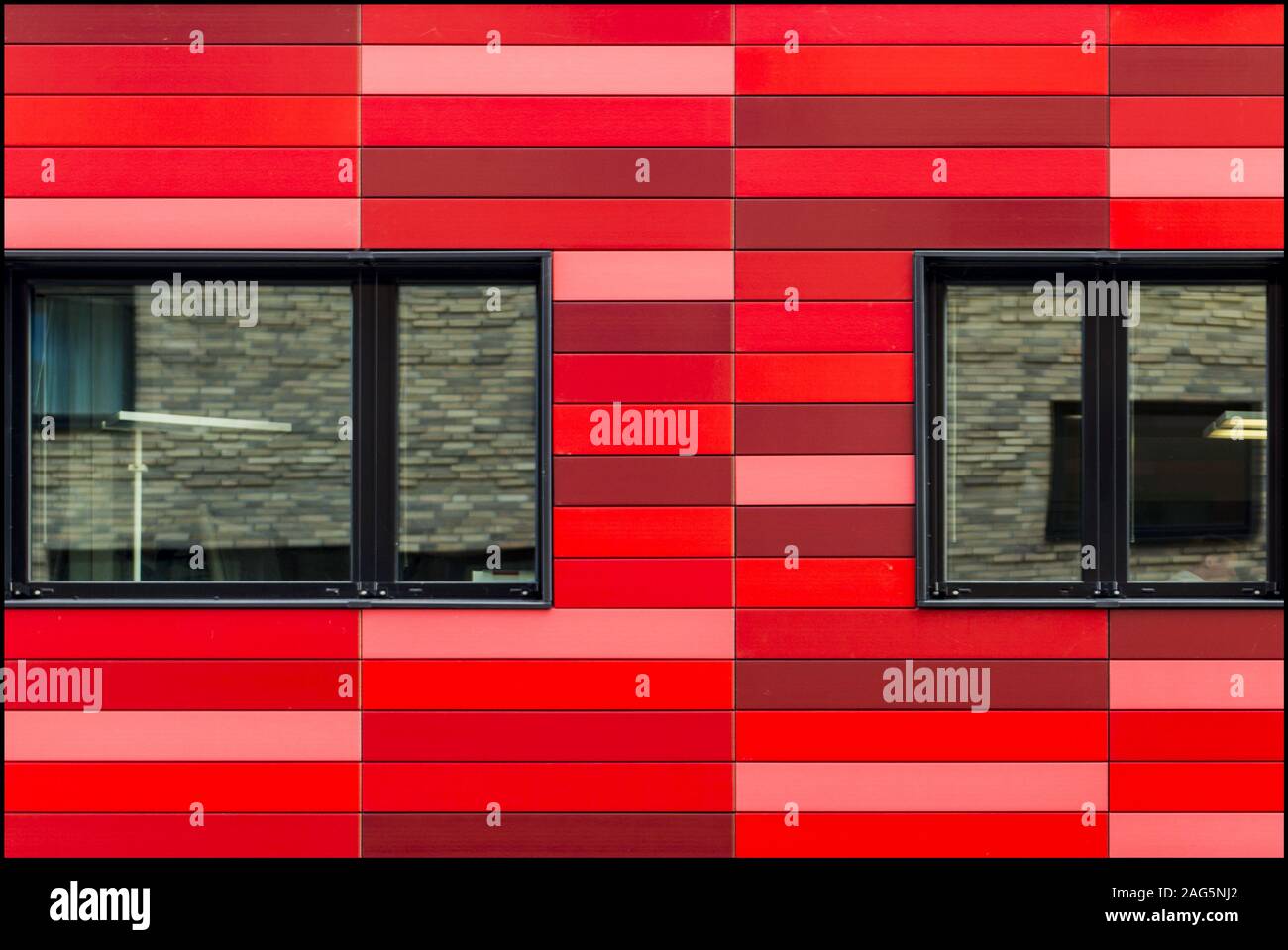 Beautiful shot modern building hi-res stock photography and images - Alamy