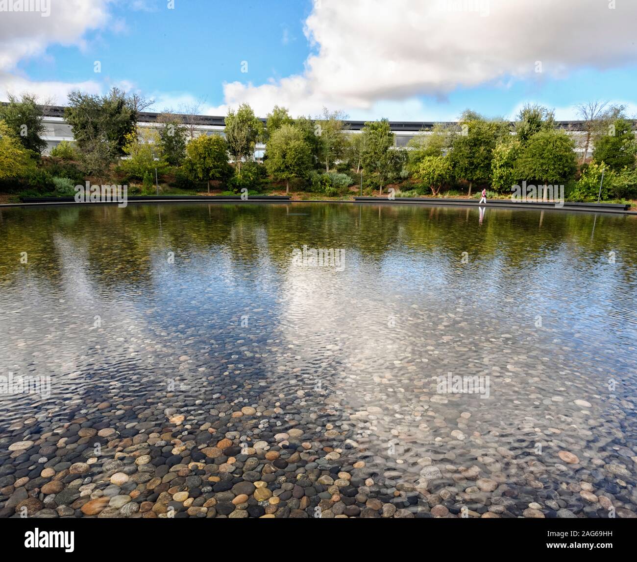 Apple headquarters california garden hi-res stock photography and ...