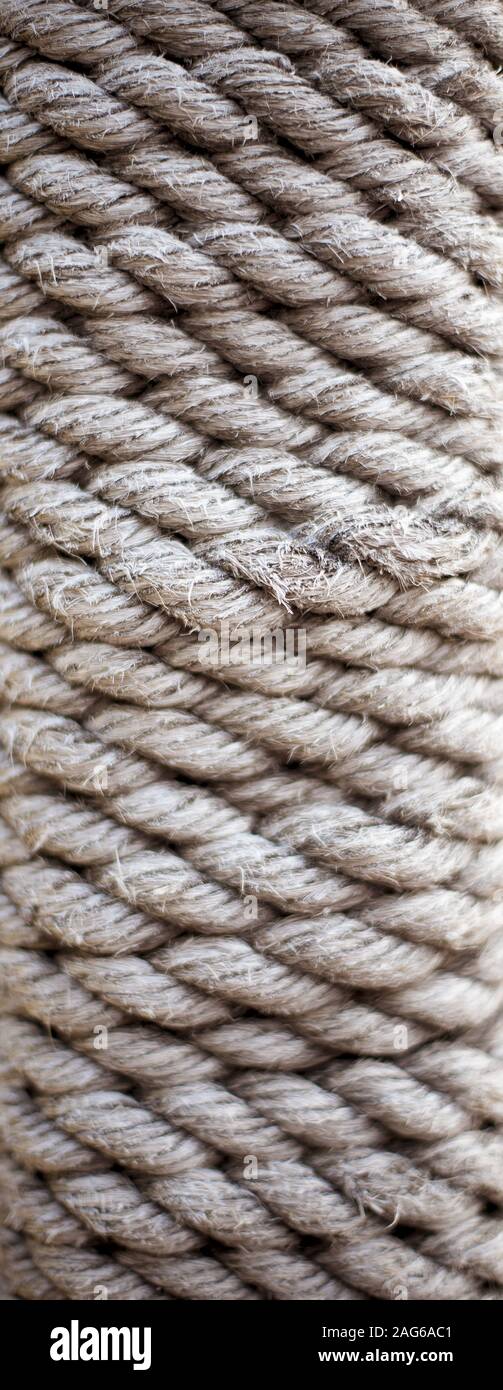 Rope wrapped around pole hi-res stock photography and images - Alamy