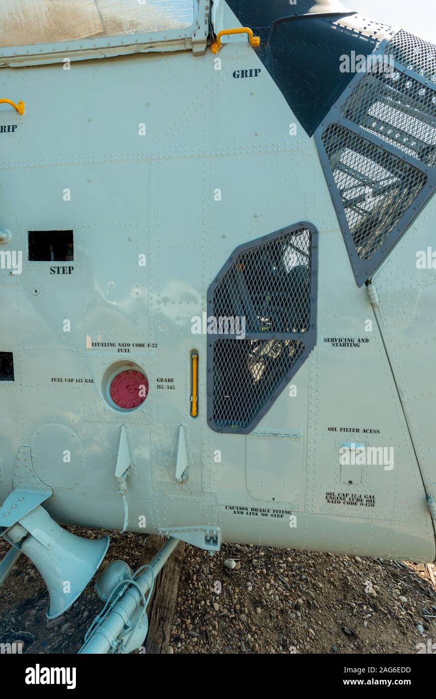 American military cargo operations hi-res stock photography and images ...