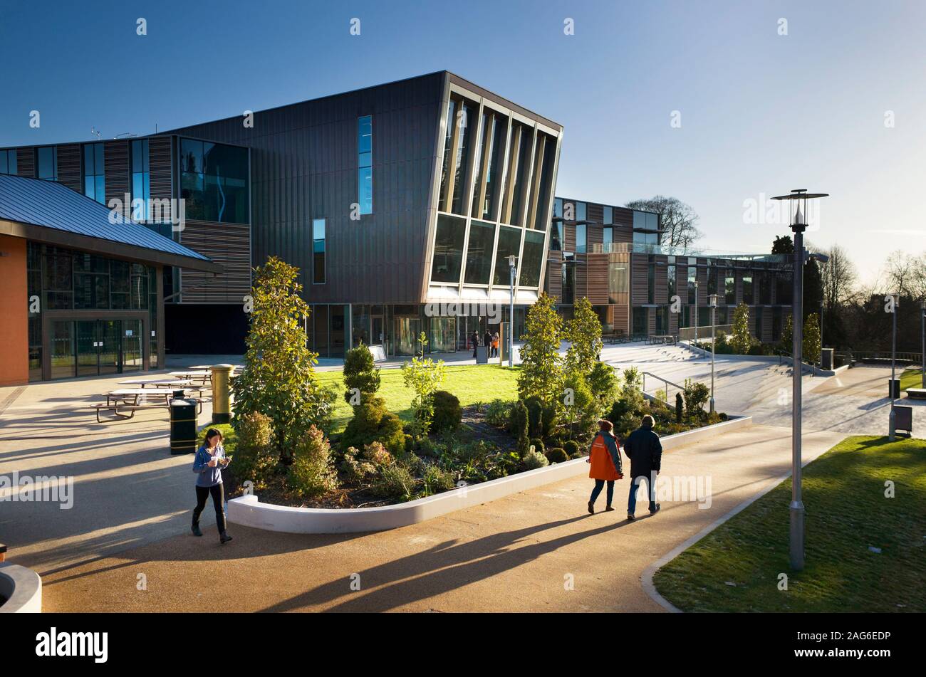 Royal Holloway College High Resolution Stock Photography and Images - Alamy