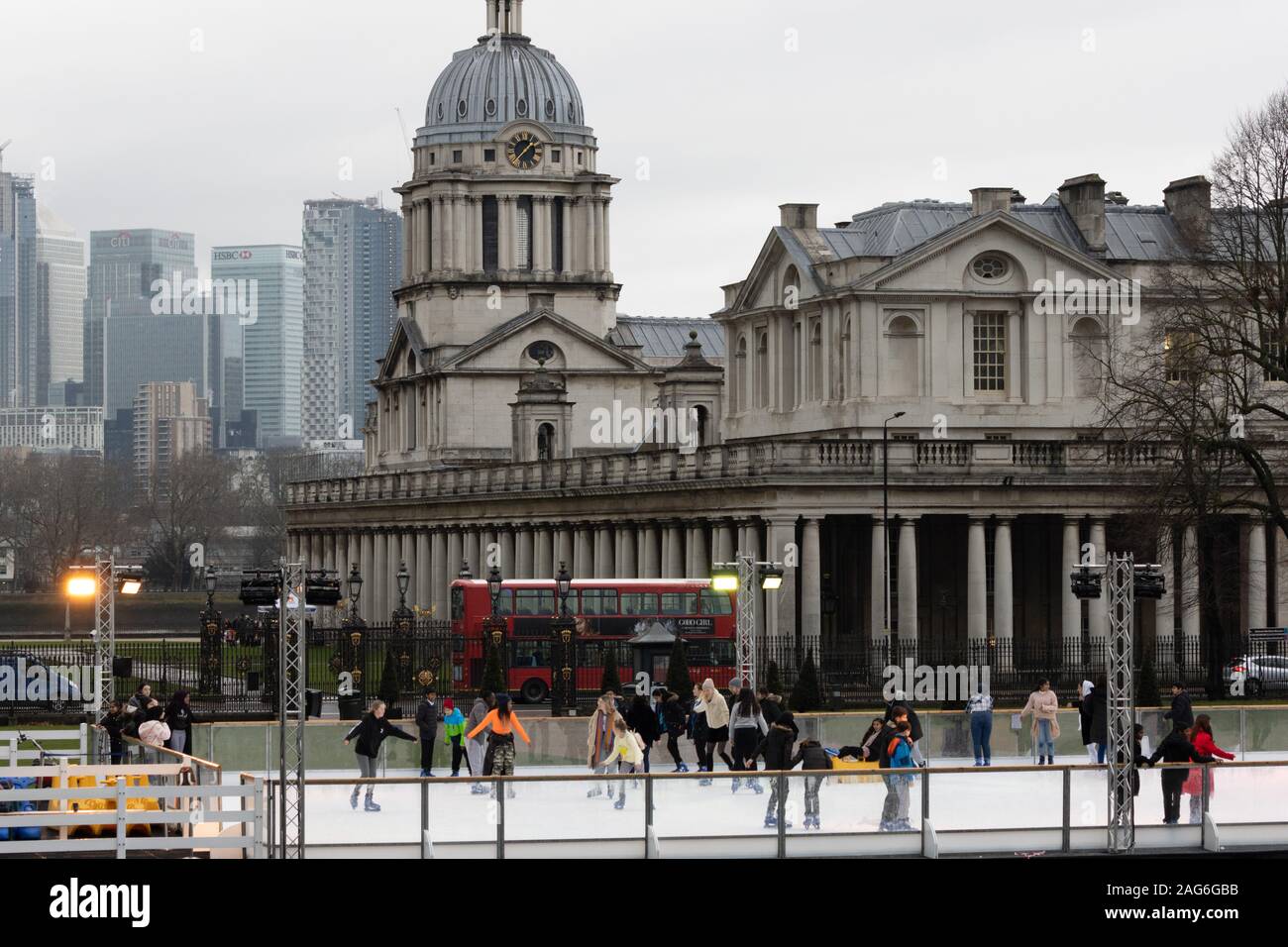 Queens ice rink hi-res stock photography and images - Alamy