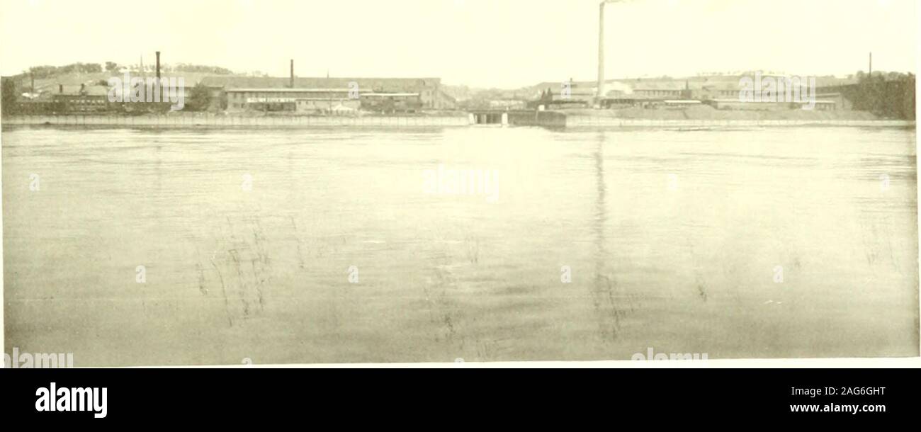 Reece buttonhole machine hi-res stock photography and images - Alamy