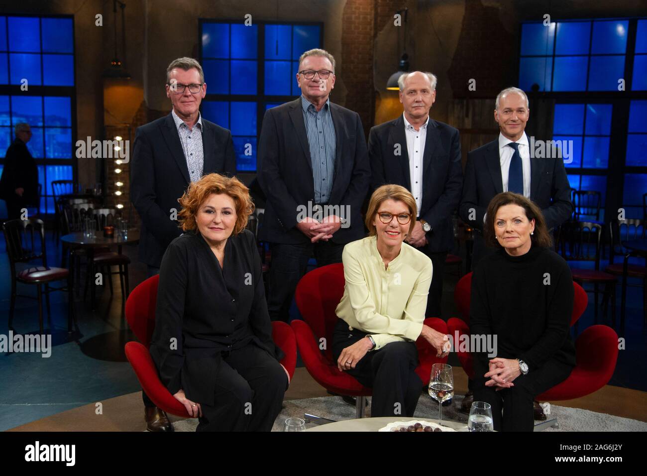 Died under unknown circumstances hi-res stock photography and images ...