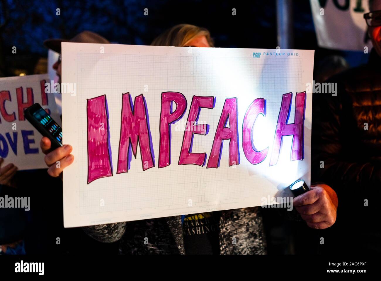 Trump sign hi-res stock photography and images - Alamy