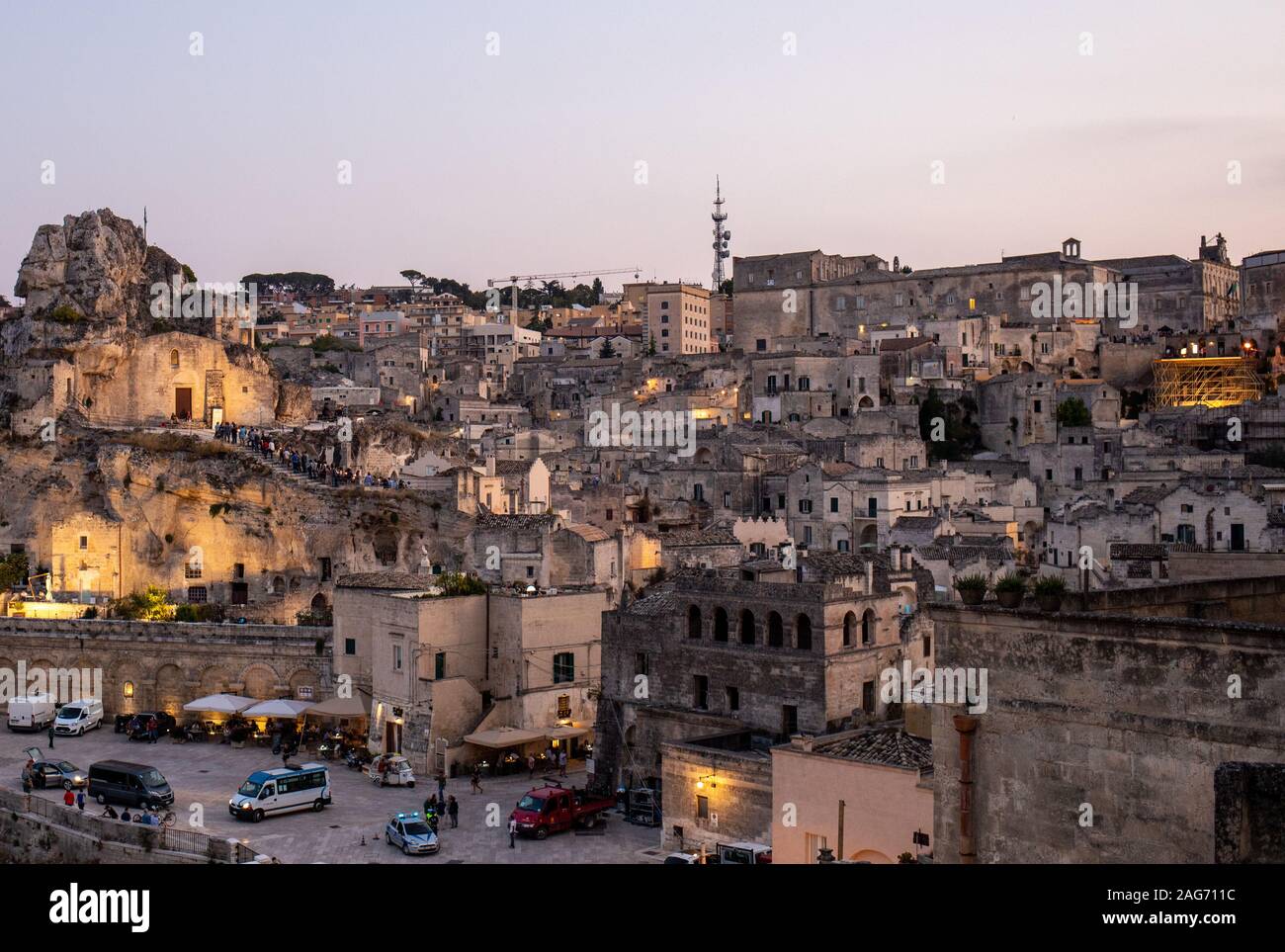 007 no time to die film scene hi-res stock photography and images - Alamy