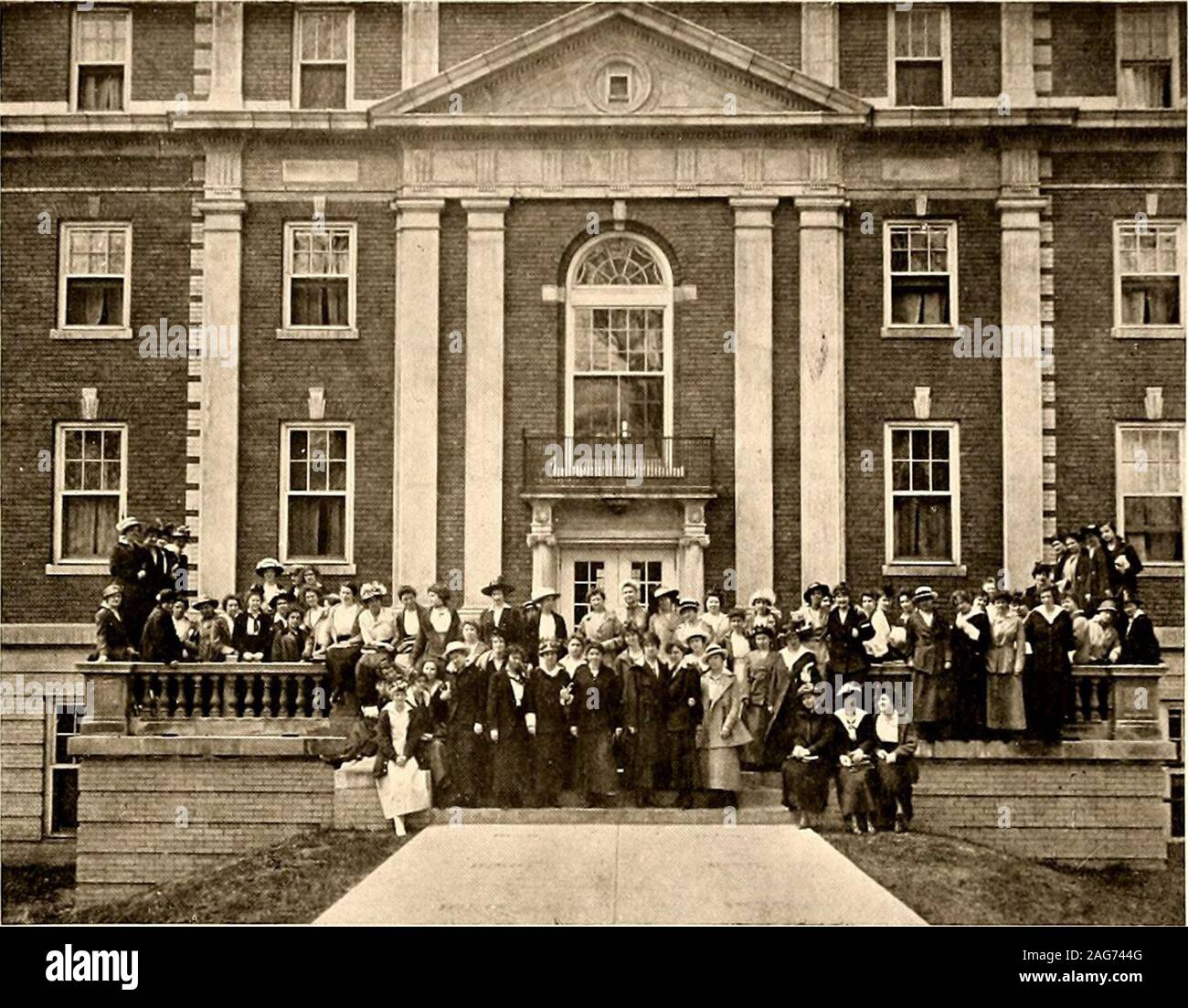 . Ravelings. Pase One Hundred Ninety-:. Flower Garden of Monmouth ...