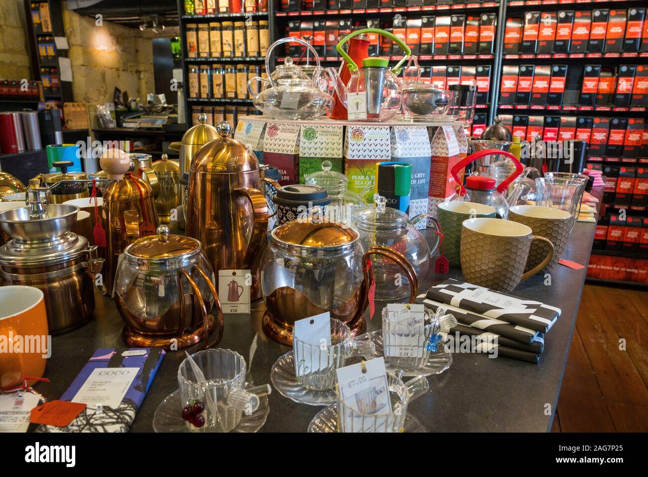Inside a specialist tea shop Stock Photo - Alamy