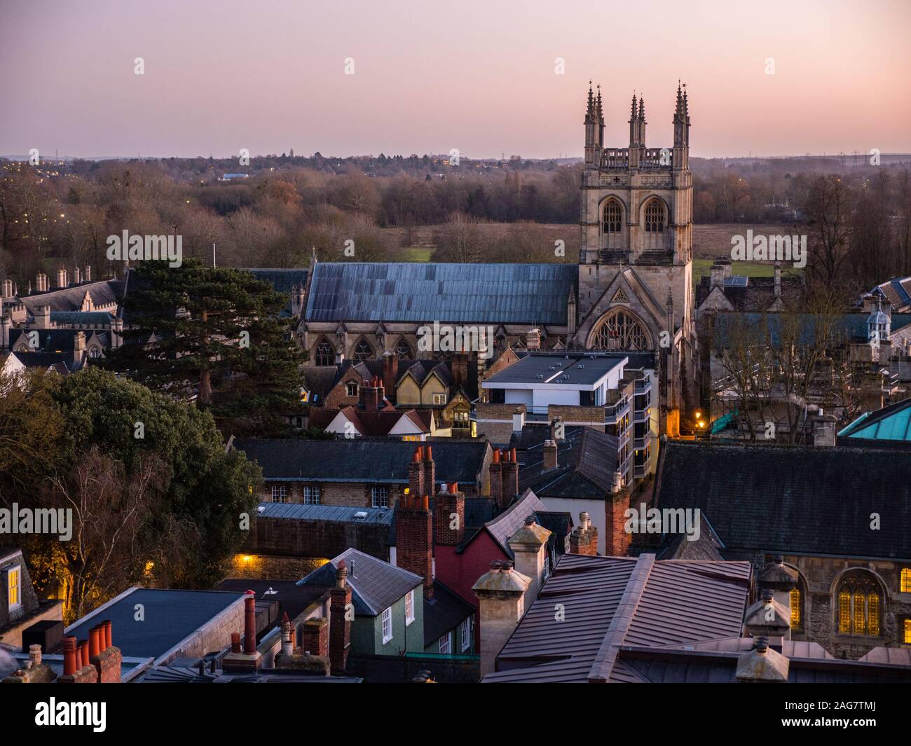 Nightime nighttime uk hi-res stock photography and images - Alamy