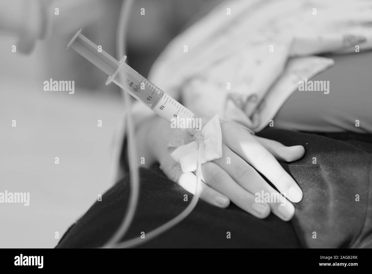 Mounted needle Black and White Stock Photos & Images - Alamy