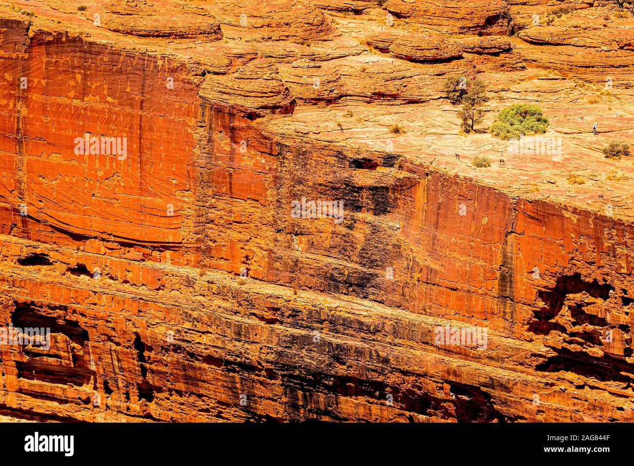 The walls at Kings Canyon are composed of layers of Mereenie and the ...