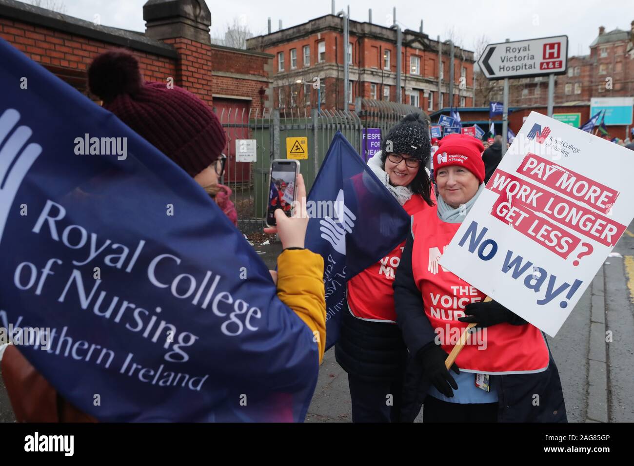 Royal victoria hospital belfast nurses hi-res stock photography and ...