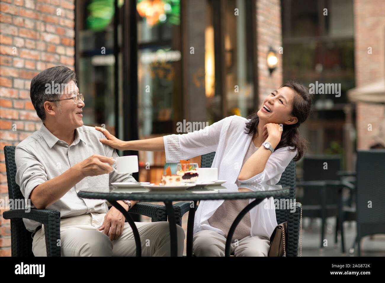 Two mature women having tea hi-res stock photography and images - Alamy