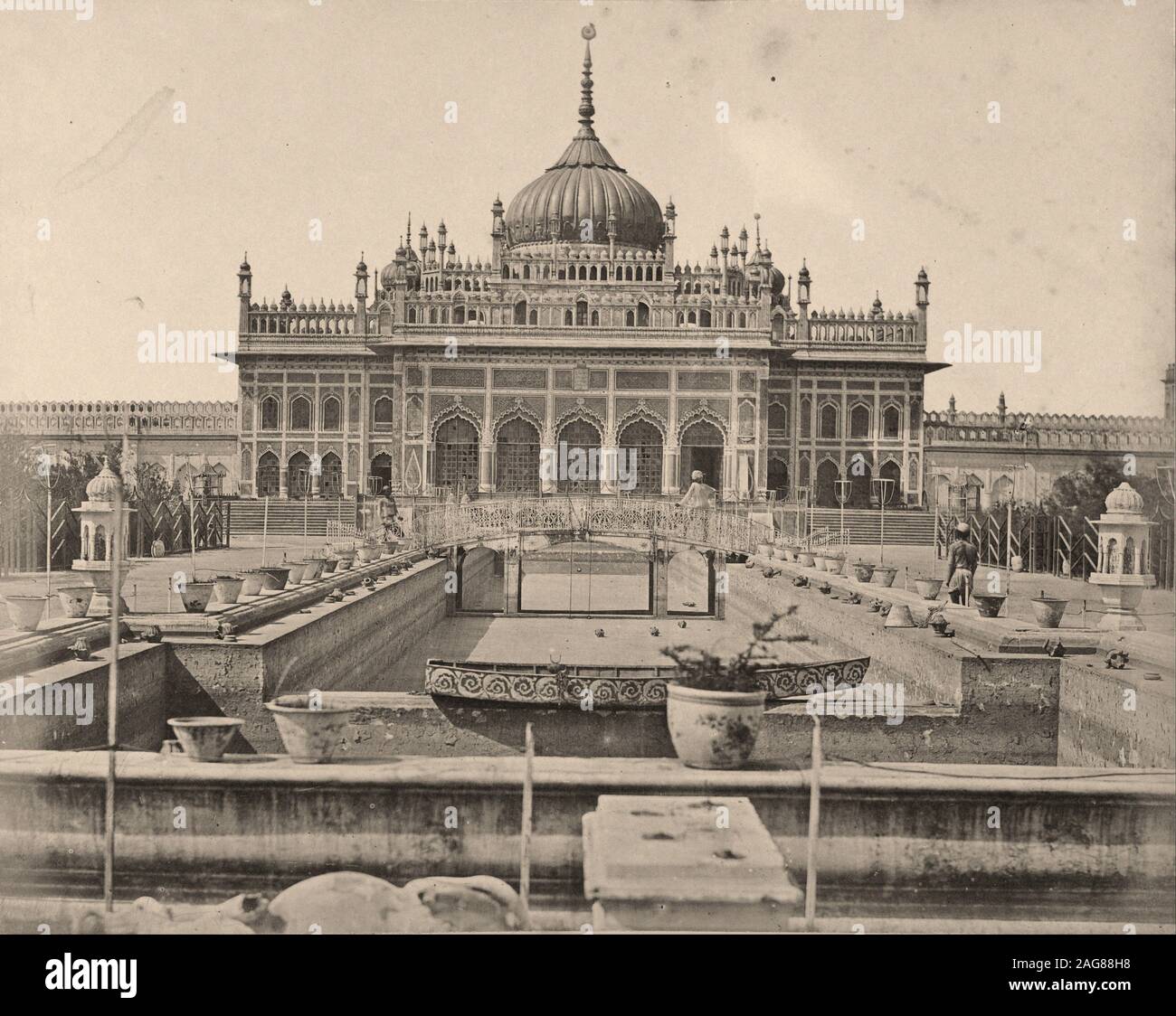 Felice Beato (1832 - 1909) - Interior of the Kaiserbagh Stock Photo - Alamy