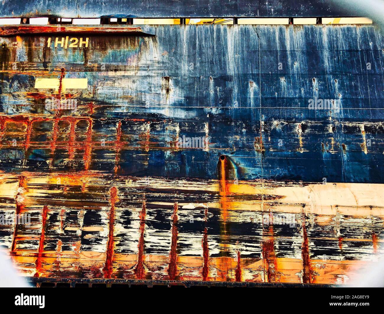 Side of container ship Stock Photo - Alamy