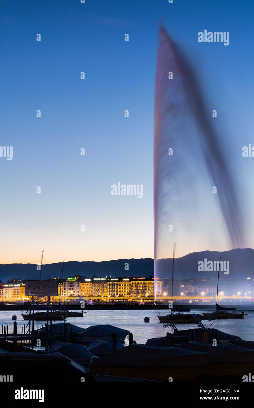 Buildings in geneva hi-res stock photography and images - Alamy