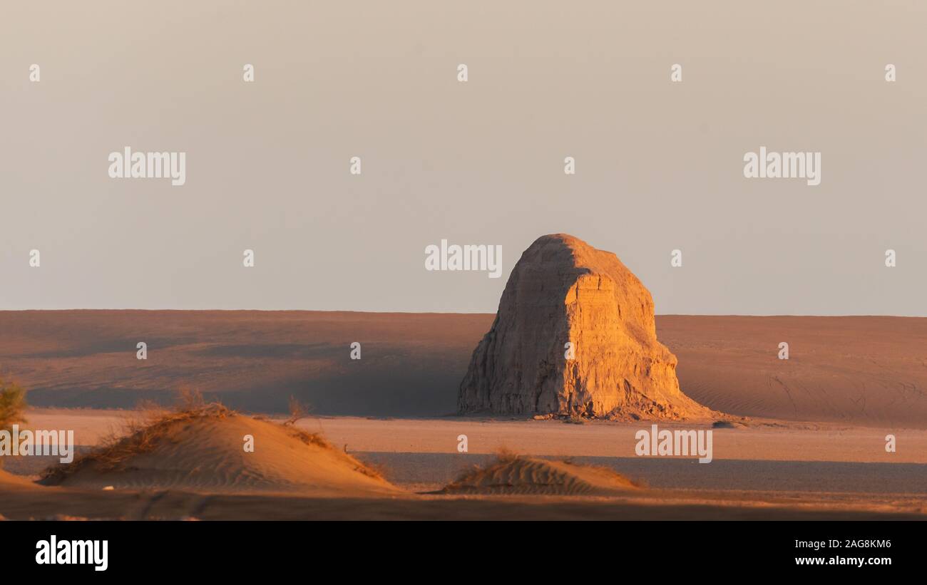 a rare sand stone in lut desert Stock Photo - Alamy