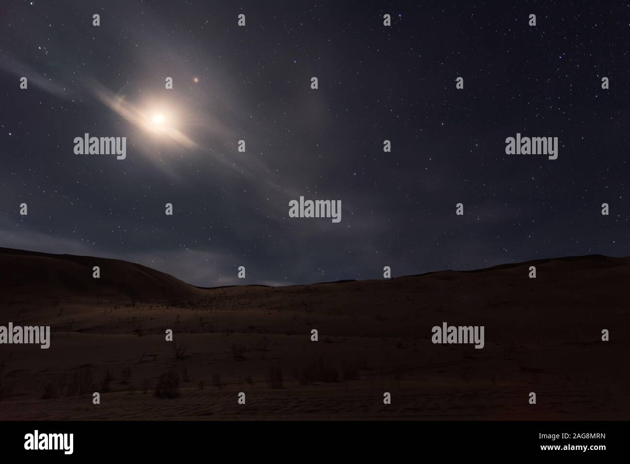 Lut desert night sky hi-res stock photography and images - Alamy