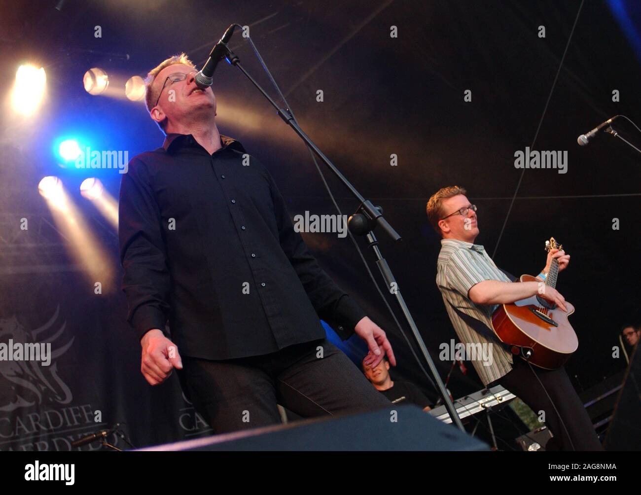 The Proclaimers, twin brothers Charlie and Craig Reid, perform at The ...