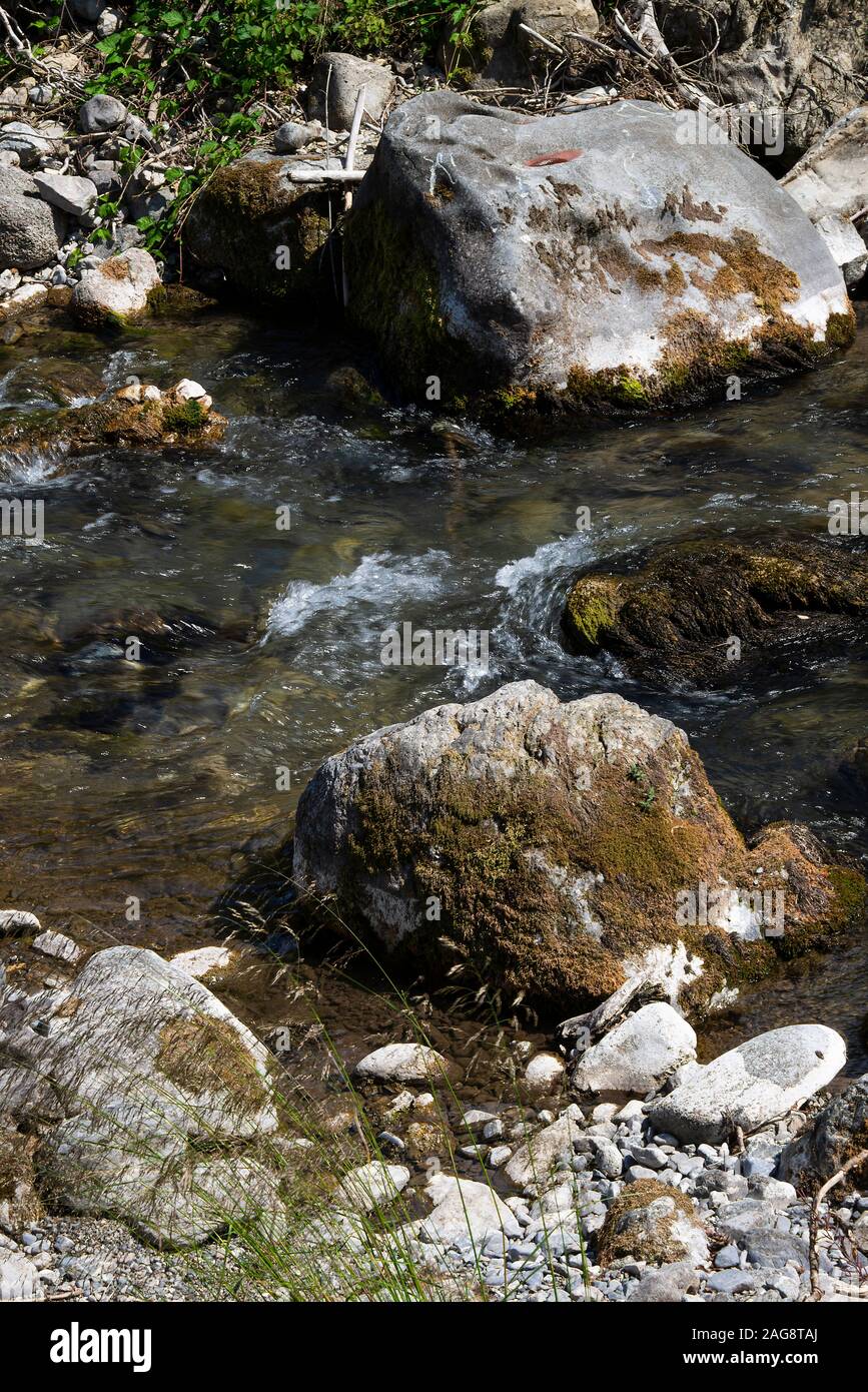 Cascade de base hi-res stock photography and images - Alamy