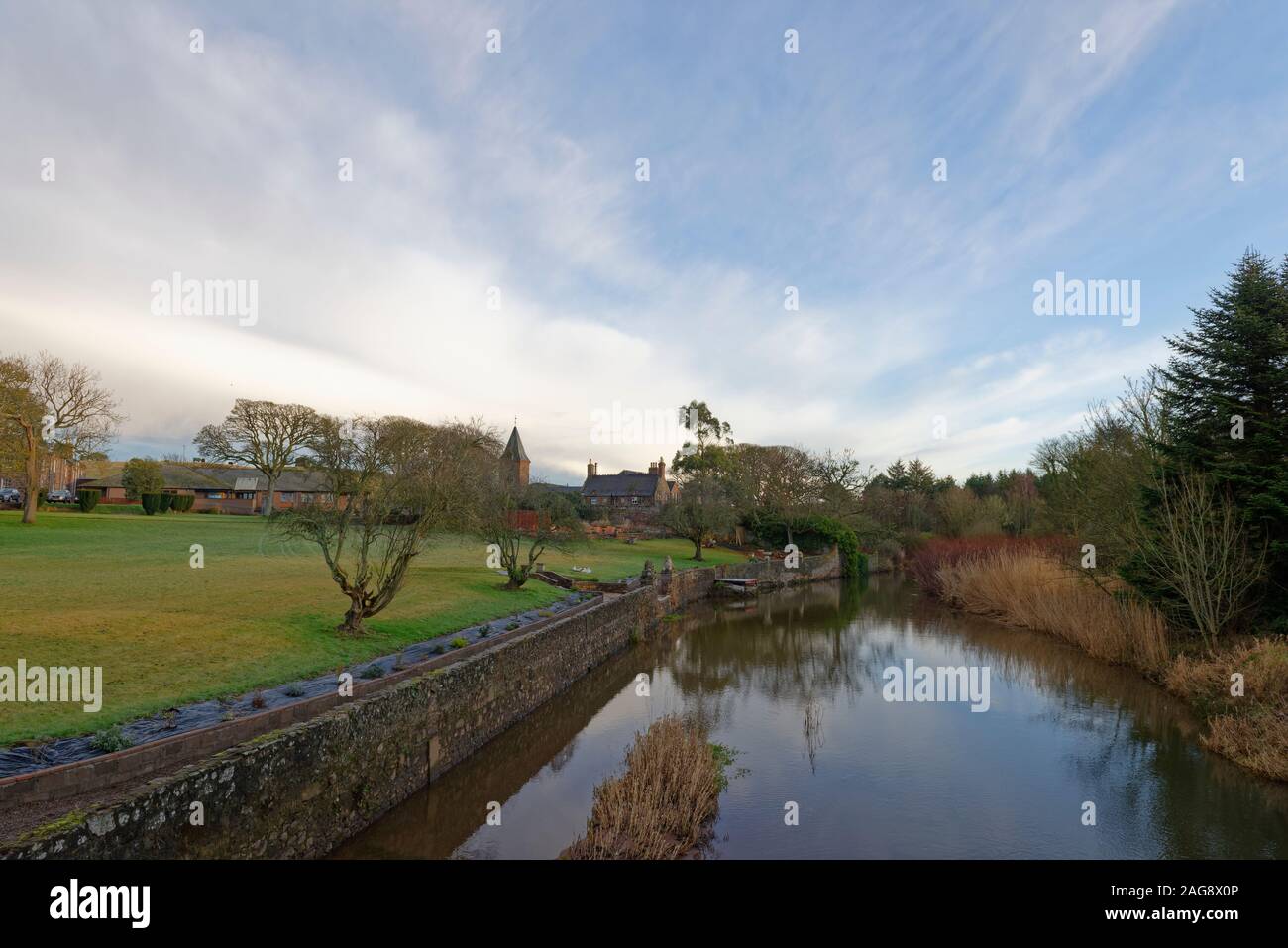 Lunan water hi-res stock photography and images - Alamy