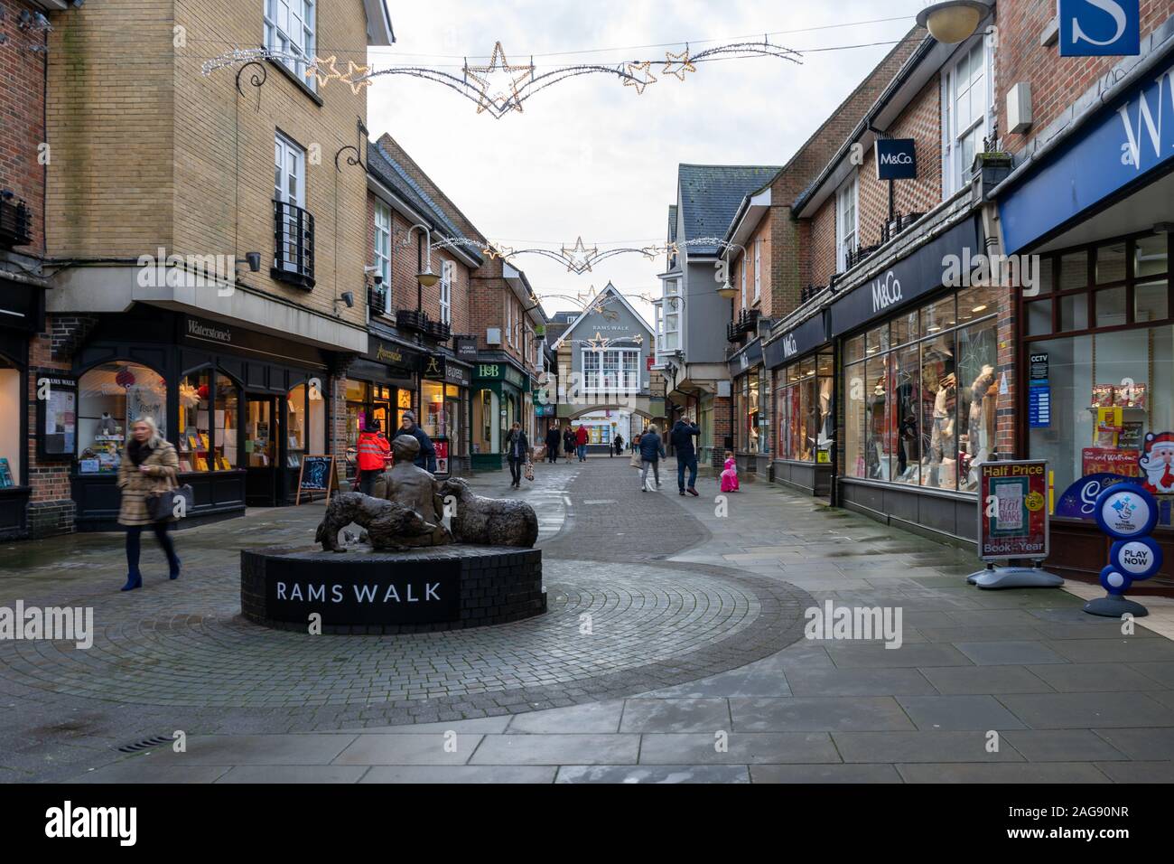 Petersfield high street hi-res stock photography and images - Alamy