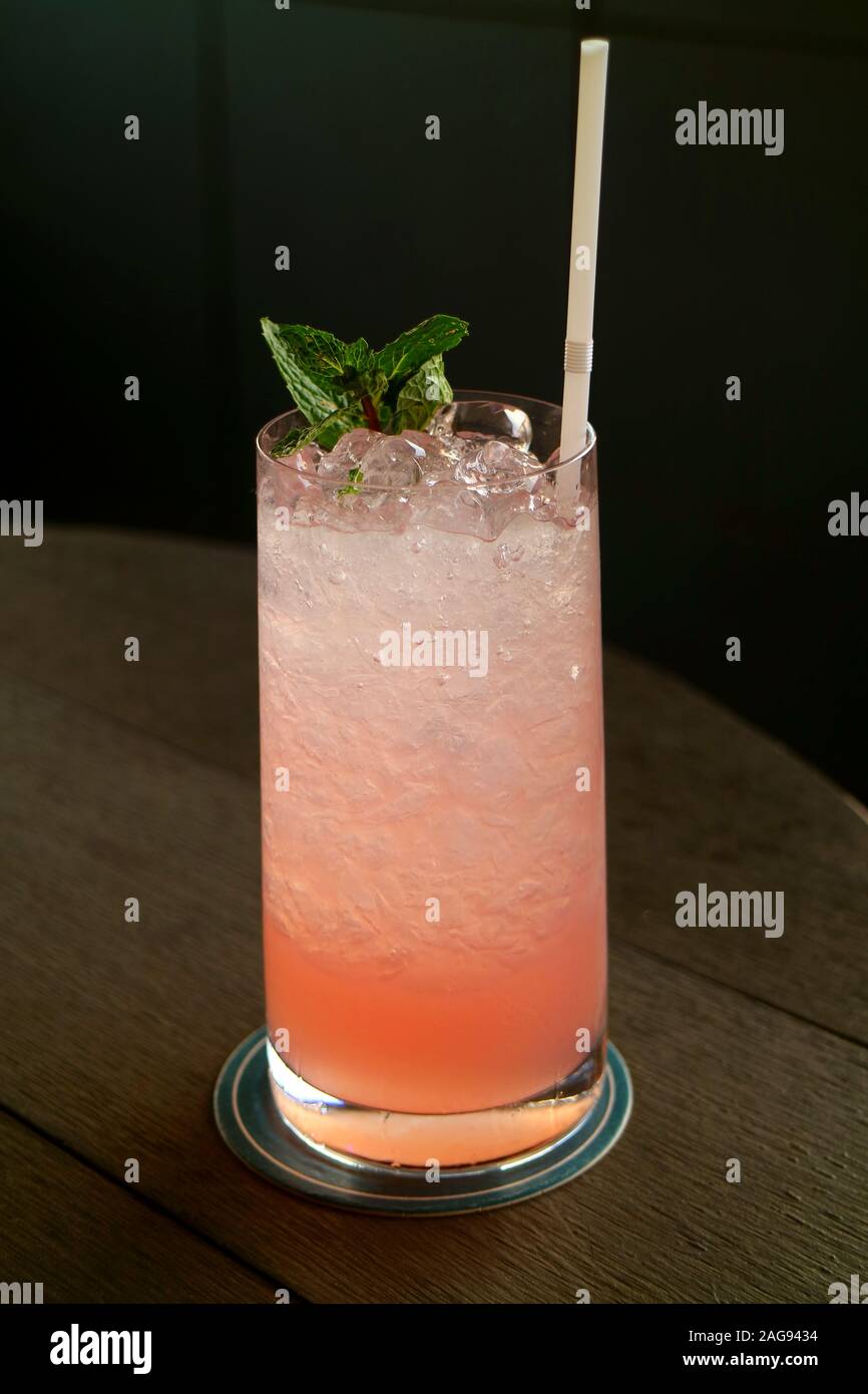 The coral room cocktail bar hi-res stock photography and images - Alamy