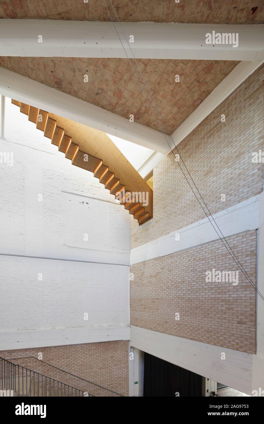 Escher art staircase hi-res stock photography and images - Alamy