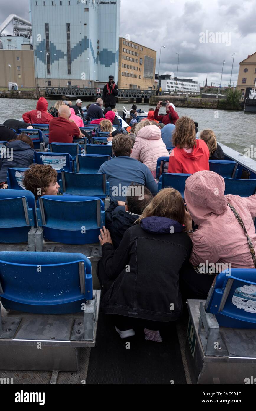 Squat party hi-res stock photography and images - Alamy