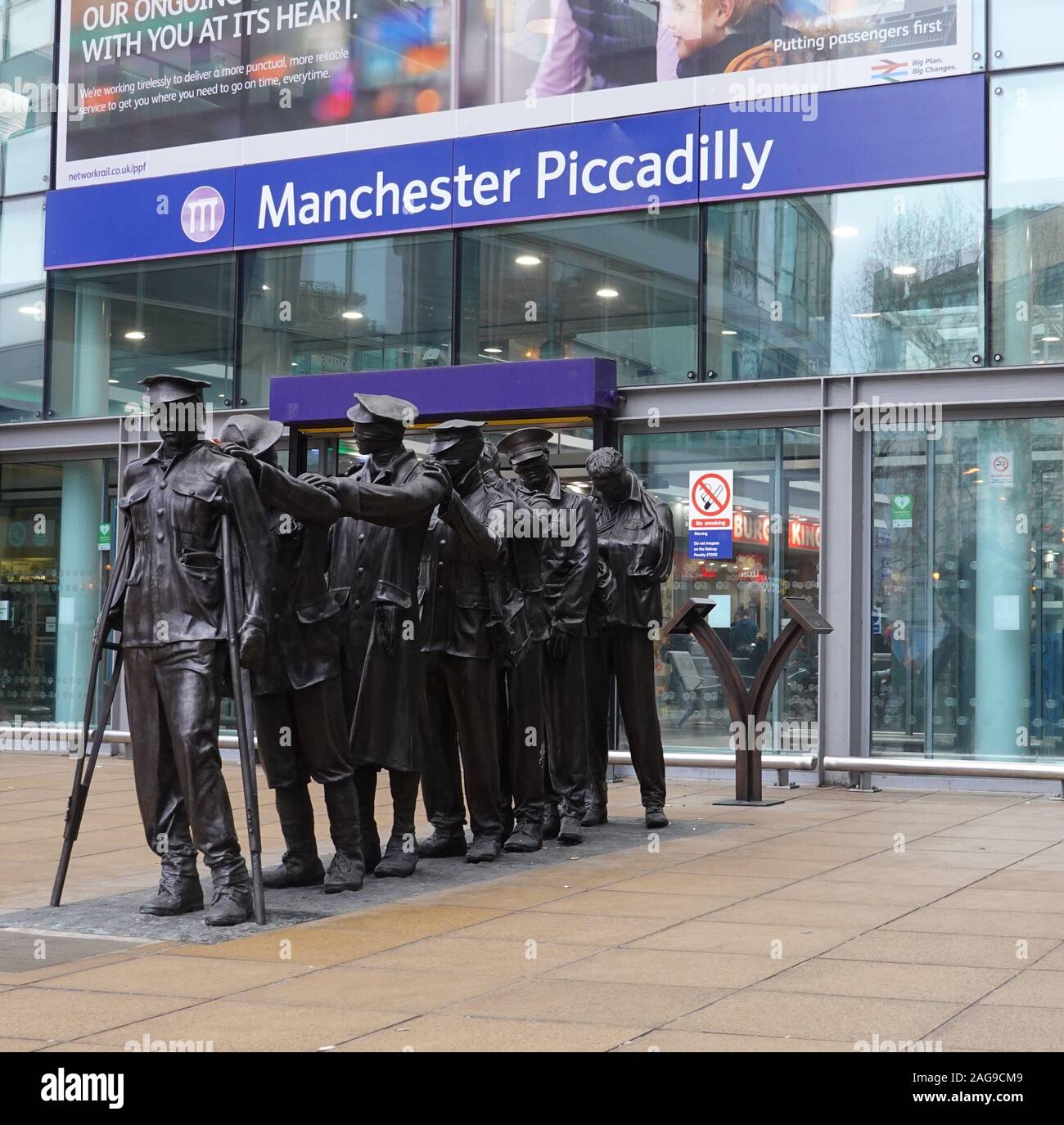 Uk blind veterans hi-res stock photography and images - Alamy