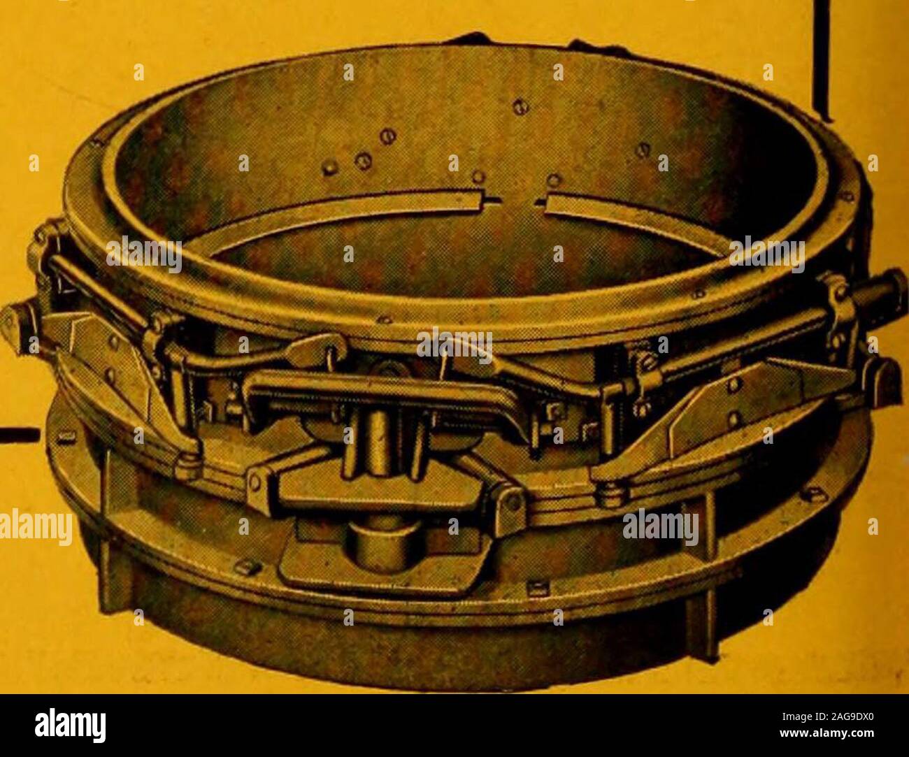 Snap flask hi-res stock photography and images - Alamy