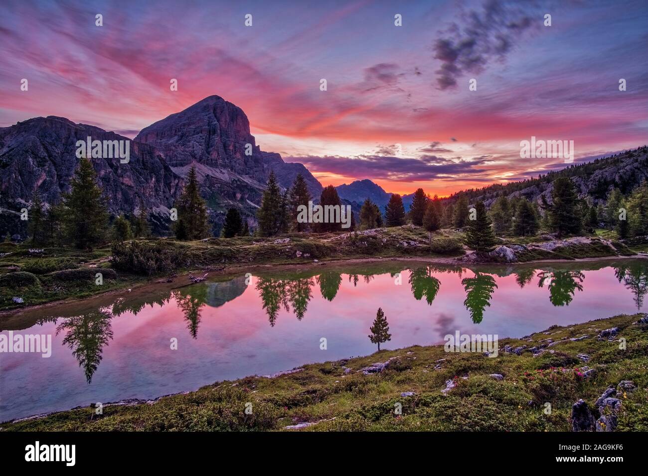 Lago di limides hi-res stock photography and images - Alamy