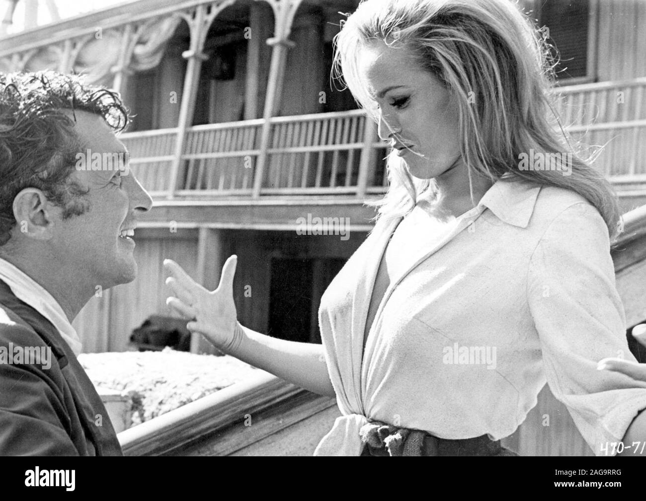 Dean martin ursula andress texas hi-res stock photography and images ...