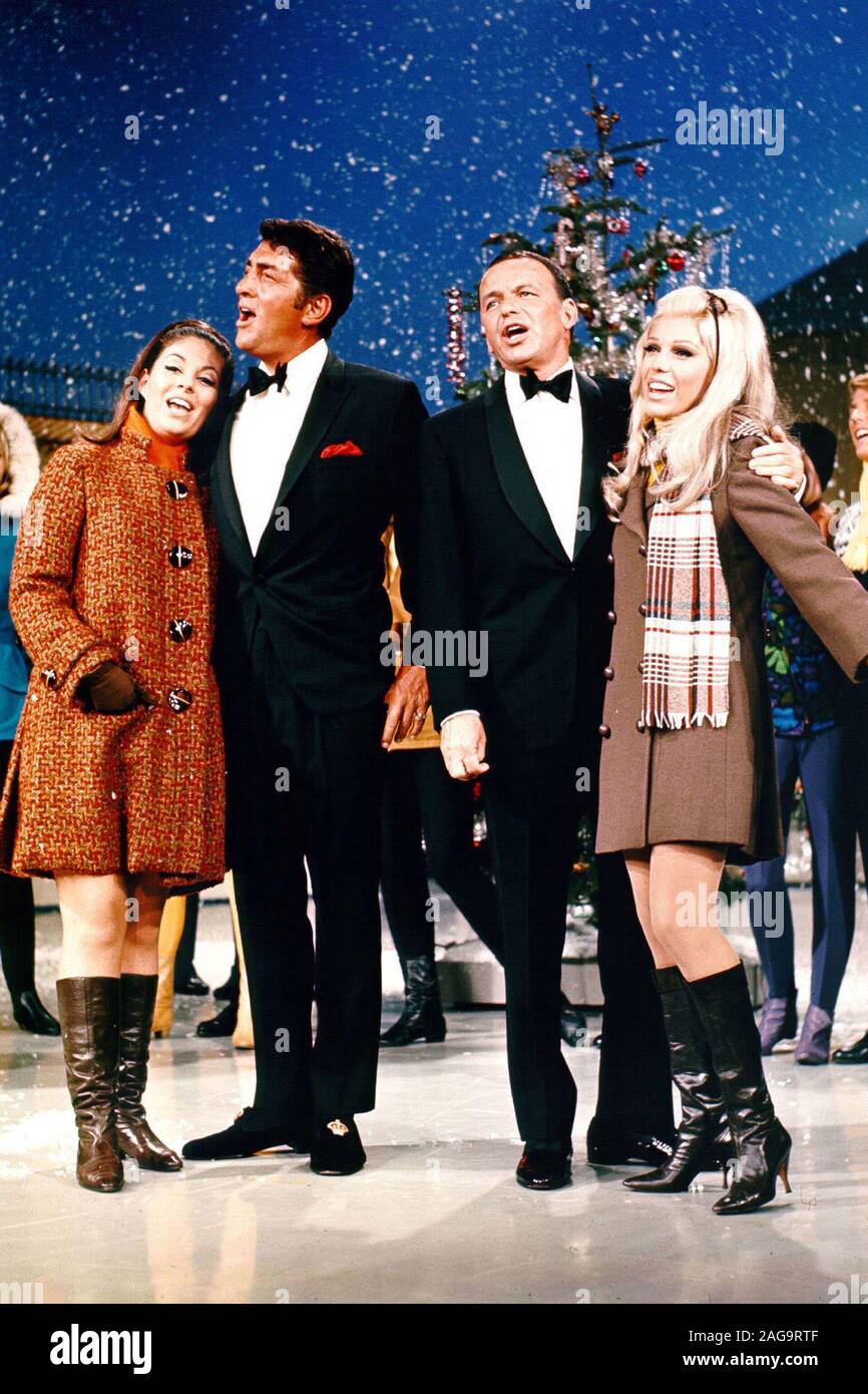 Nancy sinatra hi-res stock photography and images - Alamy