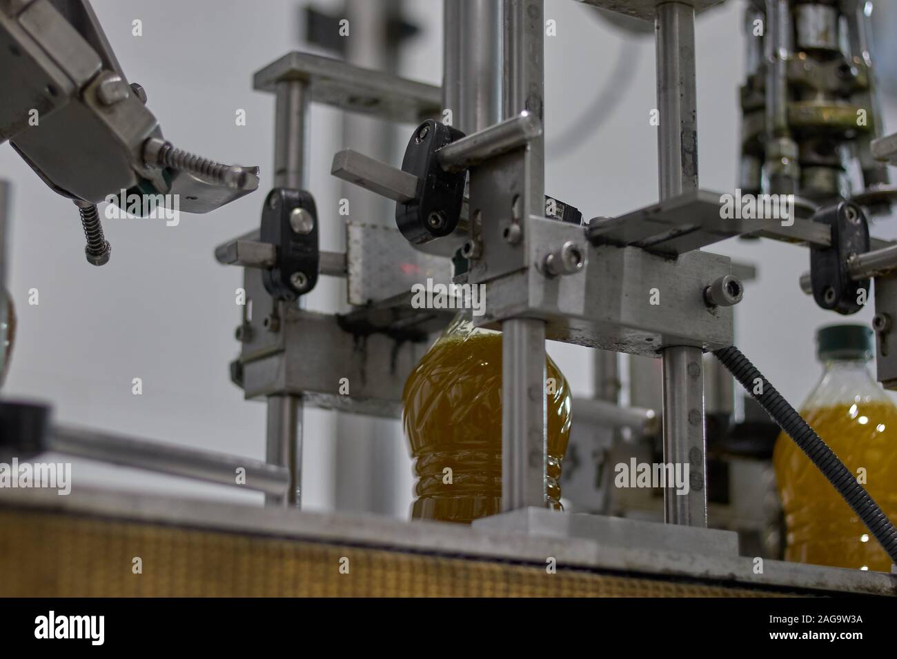 Spanish olive oil process factory full process pack Stock Photo - Alamy