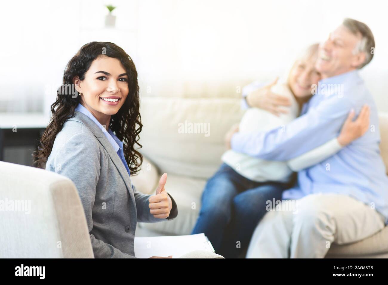 Family counselor giving advice hi-res stock photography and images - Alamy