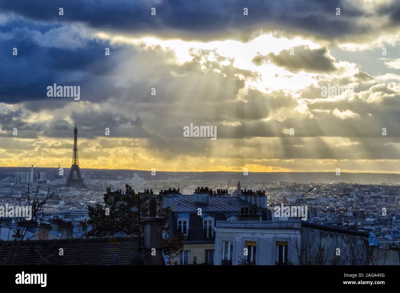 Paris dawn over view hi-res stock photography and images - Alamy