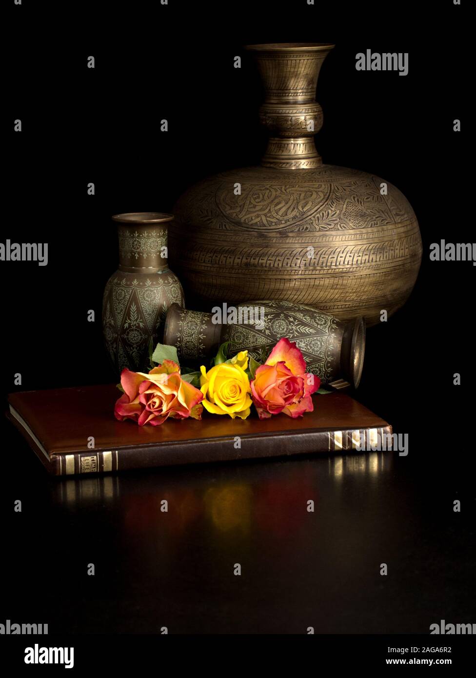 Brass And Copper Vases High Resolution Stock Photography and Images - Alamy