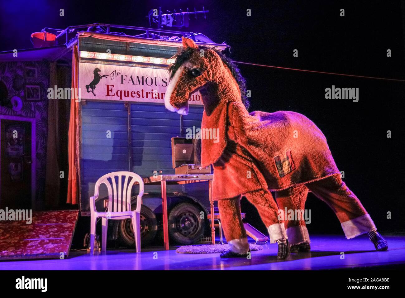 Pantomime stage horse hi-res stock photography and images - Alamy