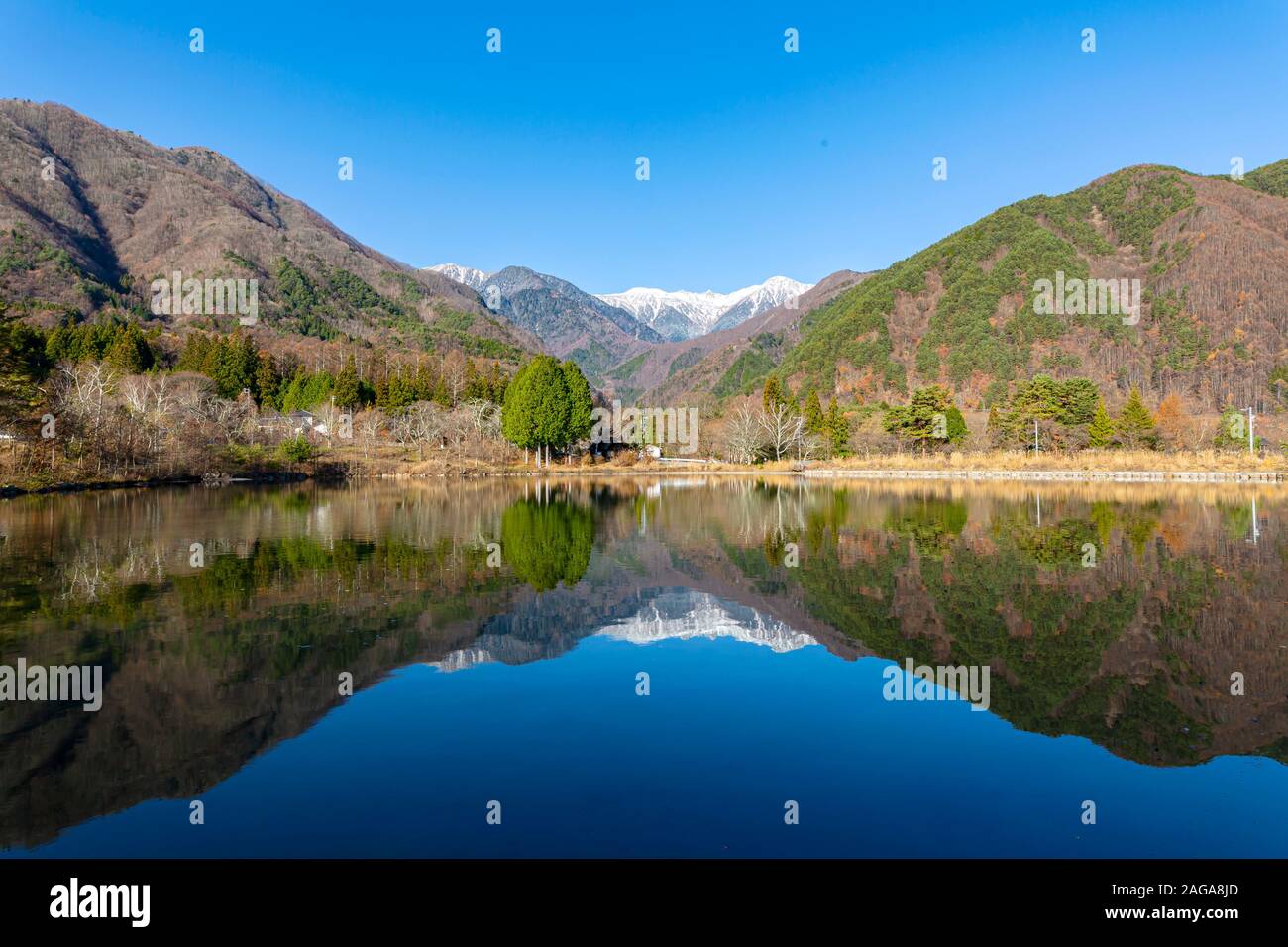 Middle ranges hi-res stock photography and images - Alamy