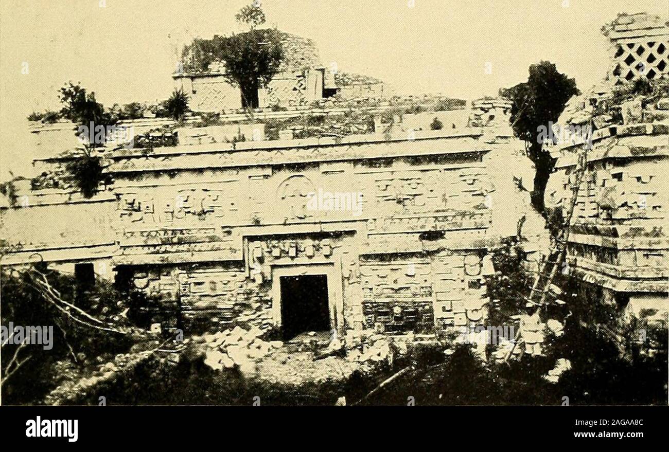 Teocalli temple hi-res stock photography and images - Alamy